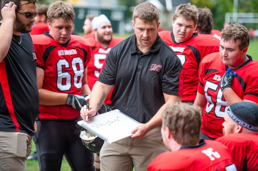 Coach Dan McCullough – UNB Red Bombers Football